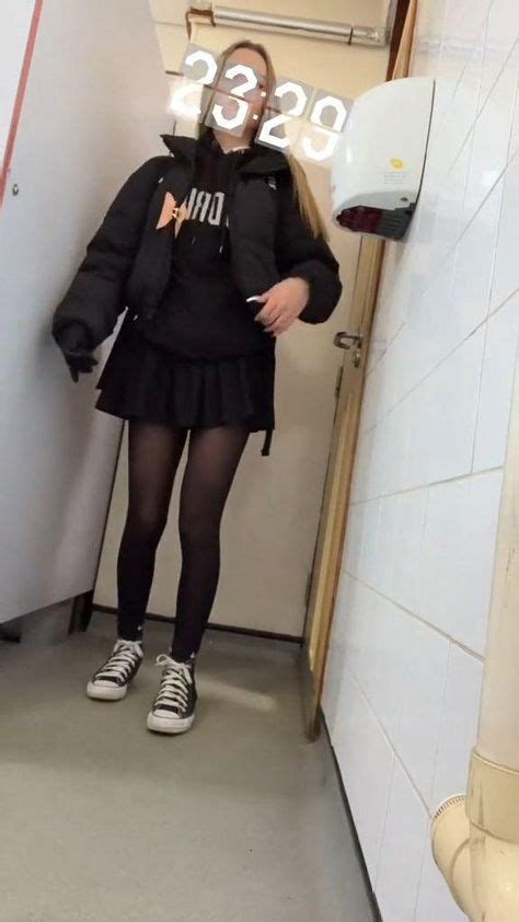 Pin By Wertix On Быстрое сохранение In 2024 Tights And Sneakers