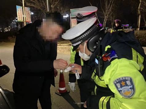 贺兰交巡警开展“酒毒同检”专项整治行动