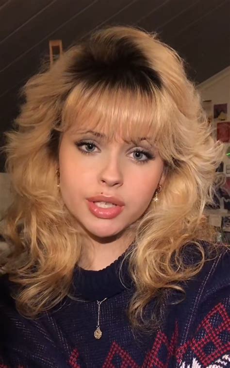 Pin By Kirbiss On 80s 80s Hair 80s Short Hair 80s Hairstyle