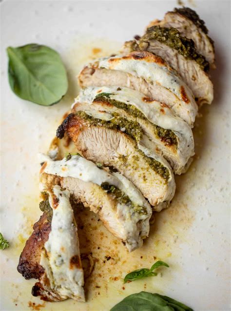 Pesto Melt Chicken Chicken With Pesto And Mozzarella