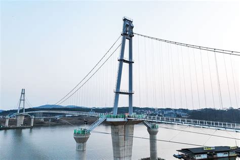 “딱 8일만 열리는 515m 출렁다리”… 입이 떡 벌어질 새 랜드마크 탄생 여행을말하다