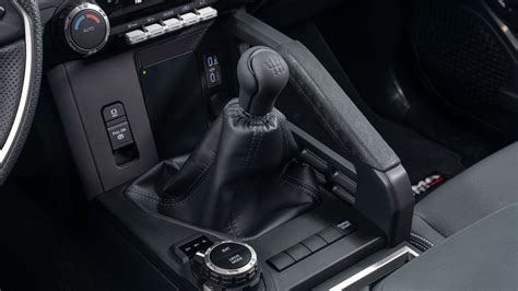 The Last Manual Transmission Sports Cars From Recent Years A Dying