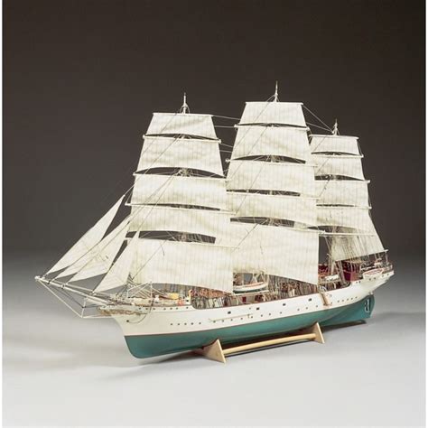 Historical And Tall Ship Model Kits Premier Ship Models Uk