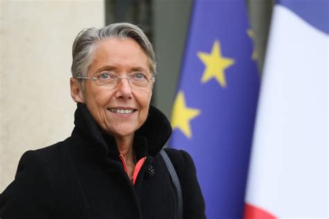 នាយករដ្ឋមន្ត្រីបារាំងប្រកាសដំឡើងអាយុចូលនិវត្តន៍របស់ពលរដ្ឋ២ឆ្នាំបន្ថែមទៀត