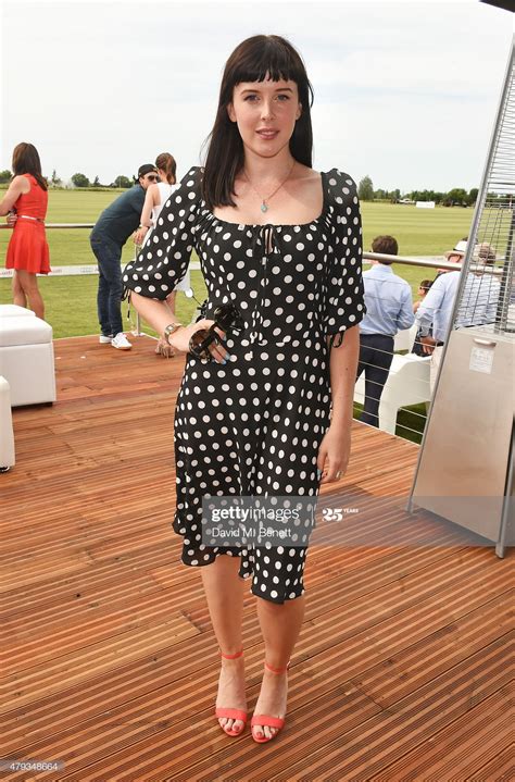 Alexandra Roachs Feet