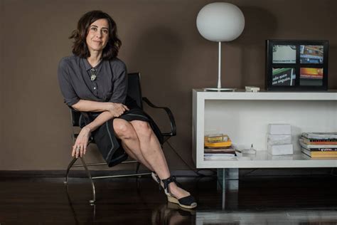 F5 Estilo Fernanda Torres diz que cresceu numa época em que posar pelada era ser livre