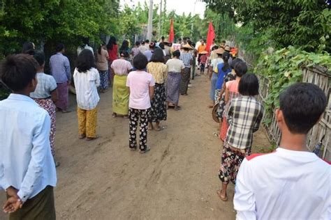 ရွှေရေကြည် သပိတ် စစ်ကြောင်း ဖက်ဆစ် စစ်တပ် ချေမှုန်းရေး ချီတက် ဆန္ဒပြ Khit Thit Media