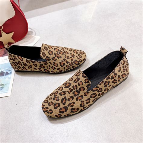 Badu Bg Пролетни дамски обувки с равна подметка и леопардов принт Badu Bg