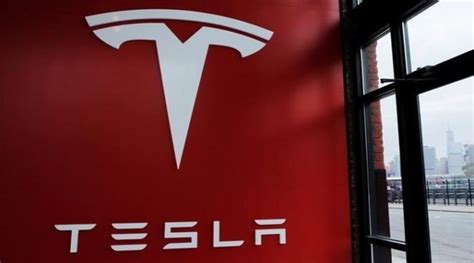 Elon Musk Sells 3 95 Billion Worth Of Tesla Stock Express Mobility