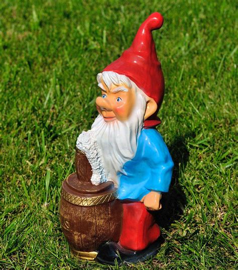 ᐉ Садова фігура Гном пивом 212 • Краща ціна в Києві Україні • Купити в Епіцентр