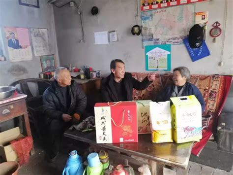 帮第一书记支招苏广鲁啤酒桑葚酱大头乡村振兴众人帮 搜狐大视野 搜狐新闻