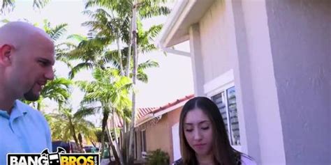 Bangbros On Set With Kira Perez Having Fun Bts This Is What It S Really Like While Filming