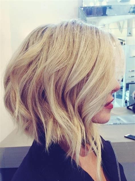 15 Inspirations Short In Back Long In Front Hairstyles
