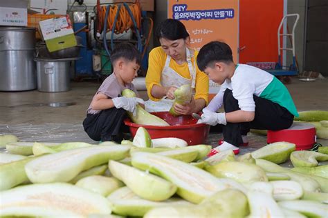 문화공동체를 잇다 동네문화카페 군산문화도시센터