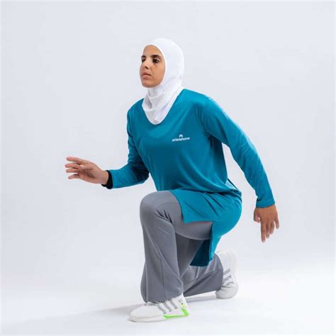 الملابس الرياضيه Athlete Home