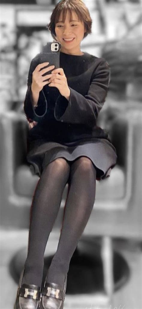 Pin By 📍🍉🌱 🅰👢⭕📧 On Asian Women S Pantyhose Fashion Fashion Women