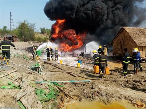 Dvb ပေါက် သက္ကရက်ကန် ရေနံမှော်တွင် မီးလောင်