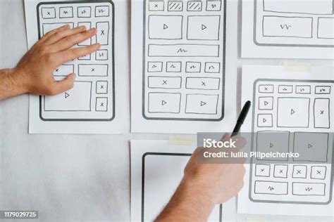 Ux 웹 사이트 디자인 와이어 프레임 스케치 프로토 타입 프레임 워크 레이아웃 미래 디자인 프로젝트 Uiux 사용자 인터페이스
