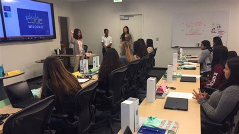 Girls Who Code Kick Off 2017 Summer Immersion Program