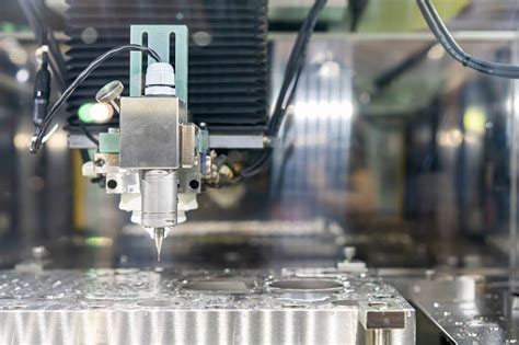 Cnc Edm 와이어 절단 기의 품질 관리 공정을 검사하는 작업 조각 치수 검사를 위한 클로즈업 검사 프로브 0명에 대한 스톡