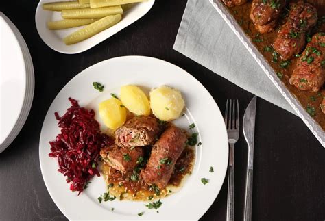 Jautienos Suktinukai Džiovintų Baravykų Padaže Karšta Košė