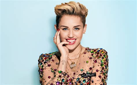 Miley Cyrus Backgrounds 63 Pictures Wallpaperset