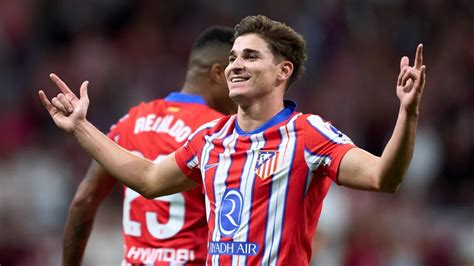 ¿cuántos Goles Y Asistencias Lleva Julián Álvarez Con El Atlético De Madrid Dazn News Es