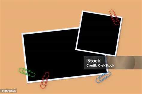 종이 클립 근처에 검은색 공간이 분리된 사진 사진용 템플릿입니다 추억 이미지 3d 렌더링 0명에 대한 스톡 사진 및 기타 이미지