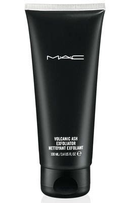 Must Have MAC Volcanic Ash Exfoliator Beauty Skin Care Flakey Skin