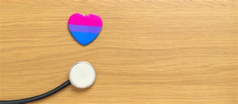 양성애자 기념일 및 Lgbt 프라이드 월 Lgbtq 또는 Lgbtqia 개념 청진기 레즈비언 게이 양성애자 트랜스젠더 퀴어 및