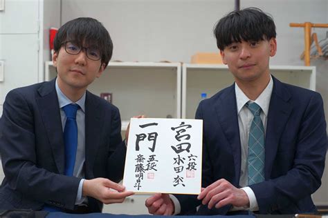 ねこまど将棋教室 on Twitter 本日は本田奎六段斎藤明日斗五段ぐるぐる指導対局会を開催しております 2コマ目のサイン会