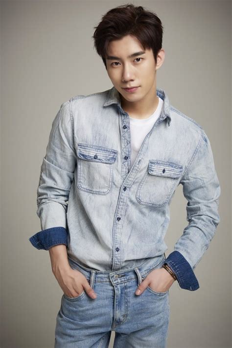 Son Woo hyun Picture 손우현 HanCinema