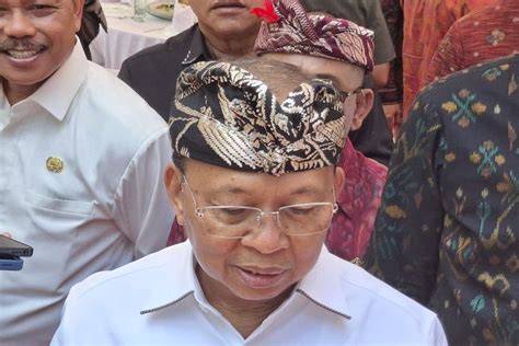 Foto Lestarikan Nama Ketut Koster Bakal Beri Insentif Ibu Yang Punya