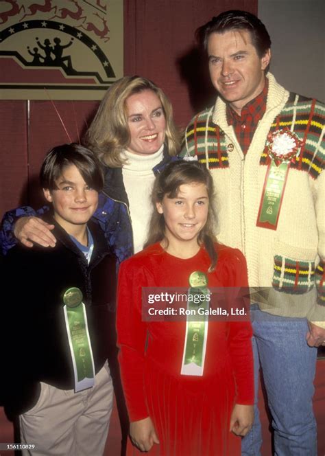 Actor Robert Urich Wife Heather Menzies Son Ryan Urich And Daughter