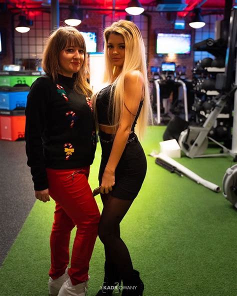 Serbian Anal Slut High Heels Nylons Long Legs Upskirt Porn