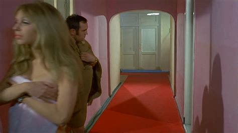 Evelyne Traeger Nude Pics Pagina 1