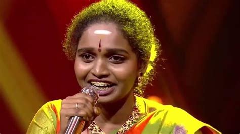 Aruna Ravindran Wins Super Singer Season 9 Gets Rs 60 Lakh Worth Apartment Movies News News18