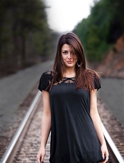 18 Latest Hot Hannah Lee Fowler Bikini Pics