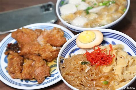 台南美食古早味便當｜台南最好吃的排骨飯『金鶴魯排骨飯』消失七年後重出江湖依舊很厲害的古早味滷排骨便當 台南好food遊