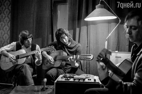 Queen Sex Pistols «Король и Шут 10 фильмов и сериалов о культовых музыкальных группах 7Дней ру