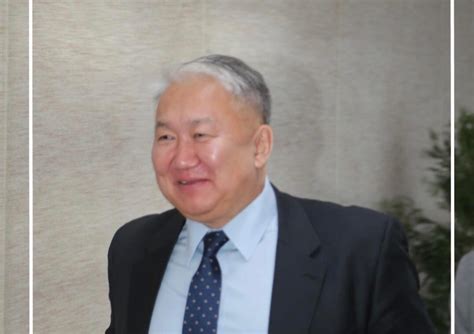 ХОМ ээс зайлсхийдэг бригадын генерал Р Чингис манай дуранд Tac Mn