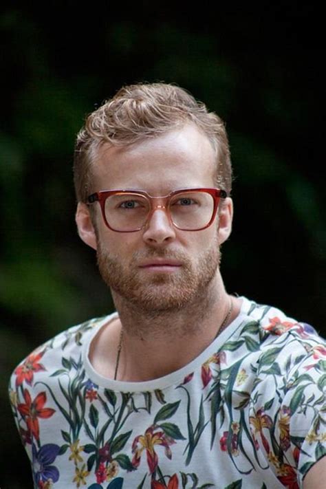 40 หนุ่มหล่อมาพร้อม แว่นตา ระวังความฮอตทะลุแว่นจะทำให้คุณตาพร่า