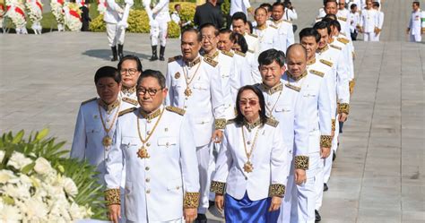 ឯកឧត្ដម សុខ ចិន្ដាសោភា ឧបនាយករដ្ឋមន្រ្ដី និងជារដ្ឋមន្រ្ដីការបរទេស