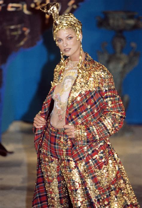 Who Replaced John Galliano As Lead Designer Opgce