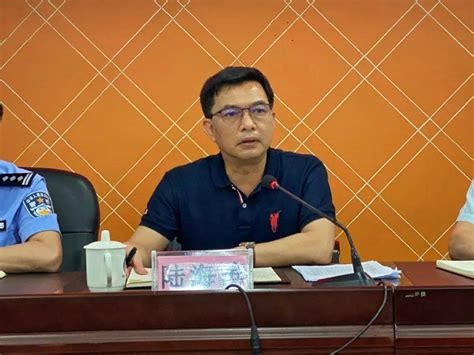 坚决贯彻市疫情防控会议精神，全力升级边境疫情防控措施工作