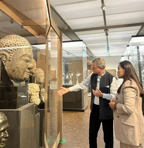 “Чингис хаан Монголчууд дэлхийг өөрчилсөн нь” үзэсгэлэнд 200 мянга