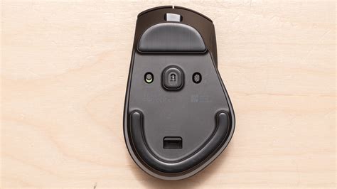 Razer Pro Click V2 Vertical Vs Razer Pro Click V2 Side By Side Mouse Comparison