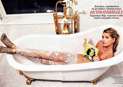 Naked Hana Soukupova Added 07192016 By Leanimal