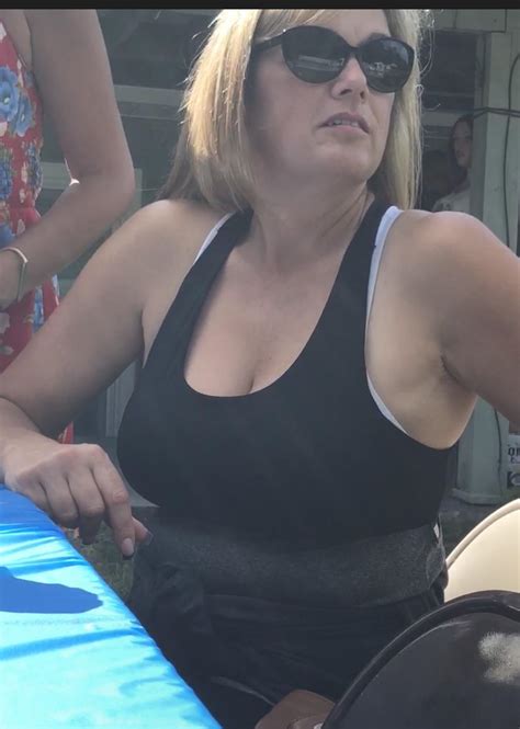 Lets Jerk To My Milf Mon Scrolller