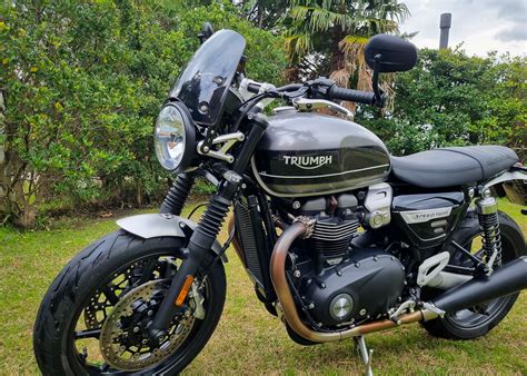 Triumph Speed Twin 1200 Dart Flyscreen Modern Shield